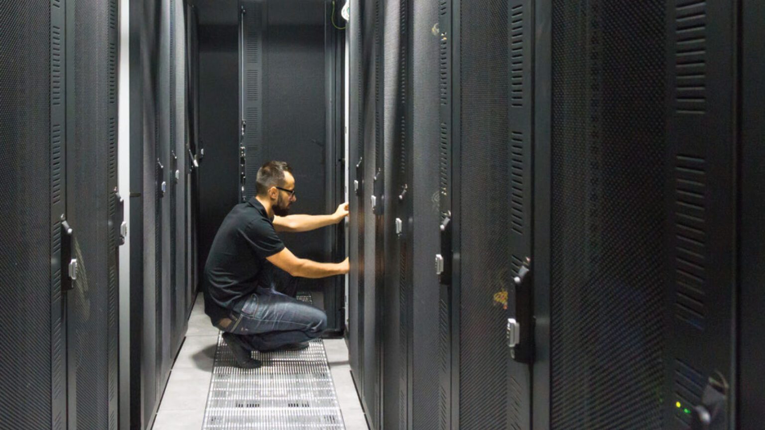 HPE SimpliVity - HPE METROCONNECT